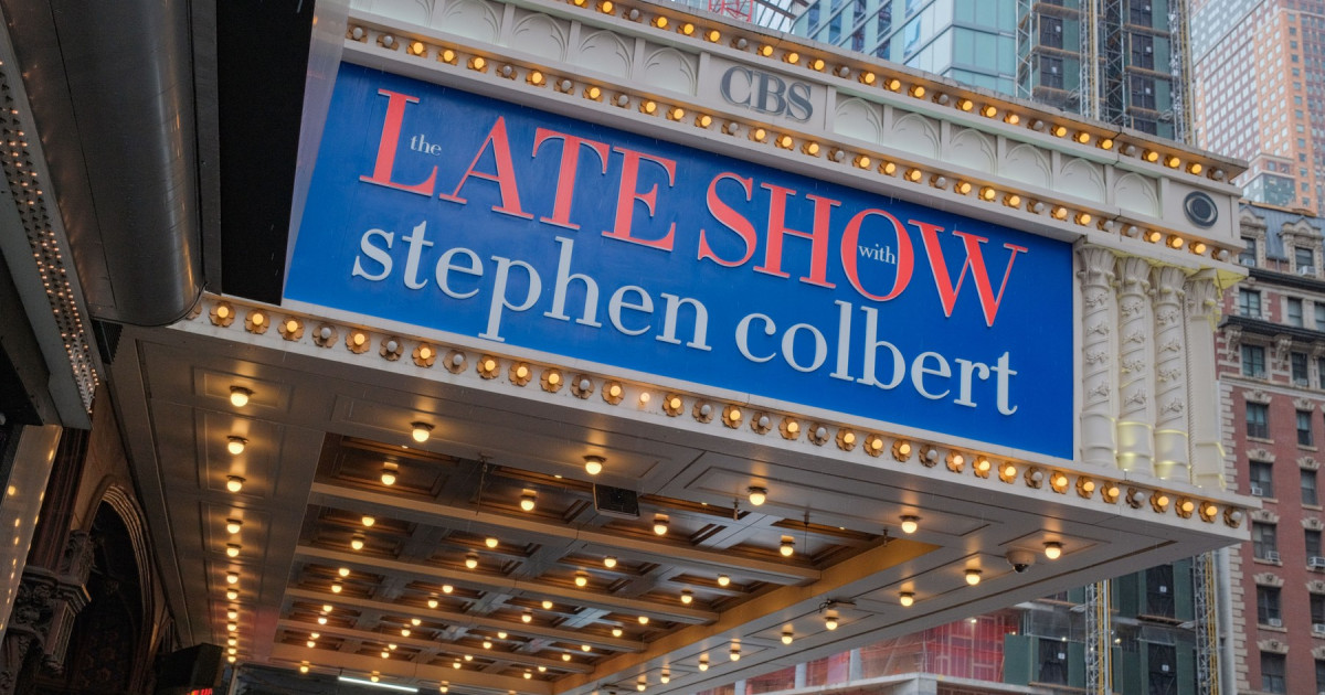Emisiunea „Late Show” cu Stephen Colbert, difuzată pentru ultima dată ...