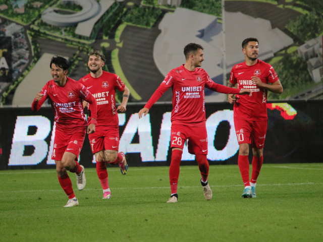 Trei ani de contract pentru Ianis Stoica: salariu de 9.500 de euro lunar