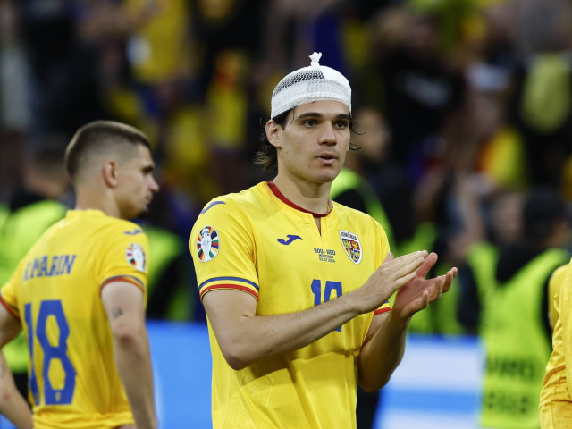 Reacția lui Gică Hagi, după ce Ianis și-a spart capul î . ”Prințul” a ...