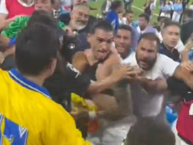 GALERIE FOTO: Decizia luată de Liverpool, la câteva ore după ce Darwin Nunez s-a luat la bătaie ...