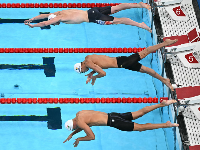 Adversarul maghiar pe care David Popovici l-a întrecut cu o sutime de secundă în serii la 100 m ...