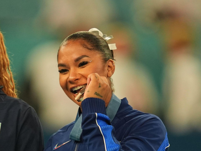 Video | Jordan Chiles va primi, totuși, o ”medalie” de bronz! Cadoul ...