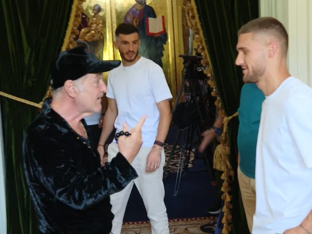 GALERIE FOTO: Reacția lui Mihai Popescu, după ce Becali l-a prezentat ...