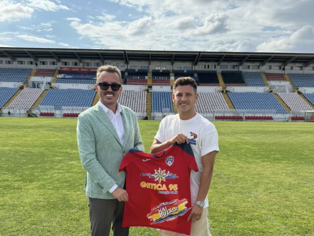 Exclusiv | Cum l-a convins Gloria Buzău pe Dragoș Albu să semneze ...
