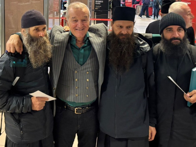 ”Crezi în Dumnezeu?”. David Popovici i-a răspuns în trei cuvinte unui ...