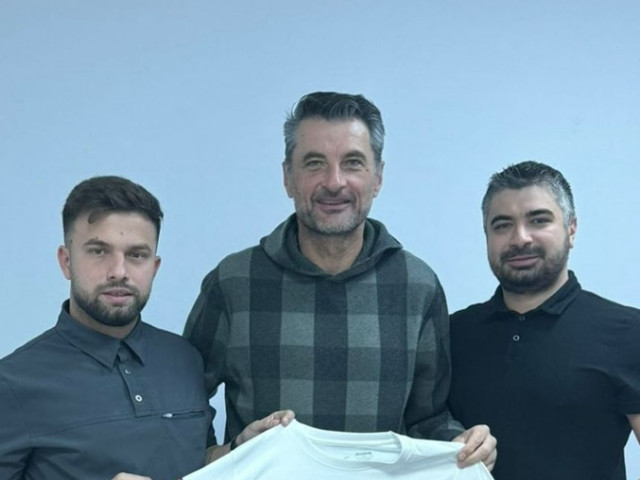 Oficial | A semnat fostul antrenor al lui Dinamo