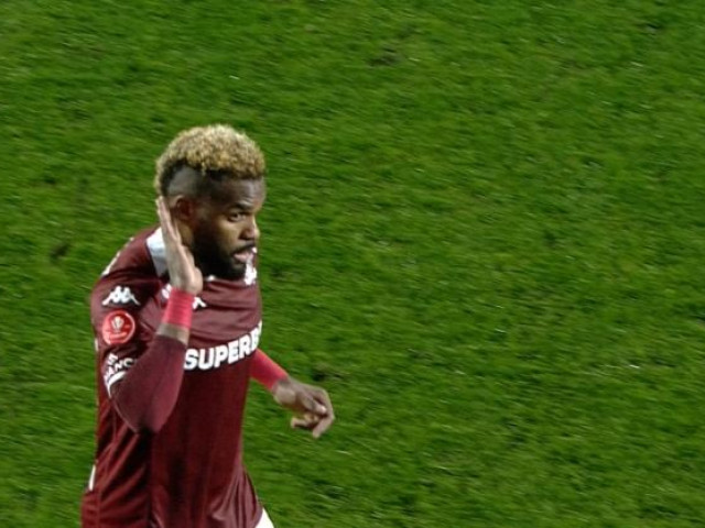 Video | Cum l-a ignorat Aaron Boupendza pe Alex Dobre în momentul ...