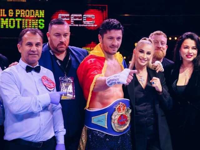 GALERIE FOTO: Câți bani a luat Ronald Gavril, după ce a câștigat titlul mondial, în gala ...