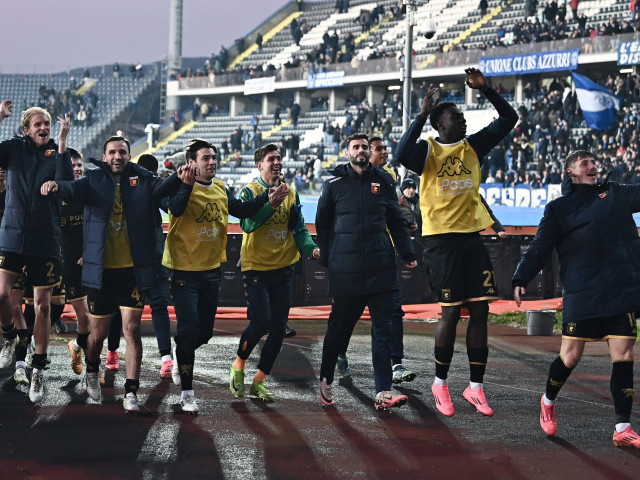 Reacția lui Patrick Vieira, după ce Genoa a câștigat prima partidă de ...