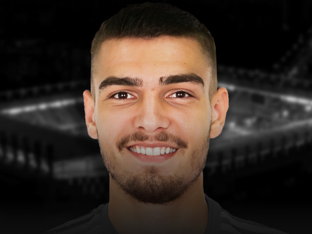 Oficial | Denis Ciobotariu a semnat cu Rapid! Prima reacție