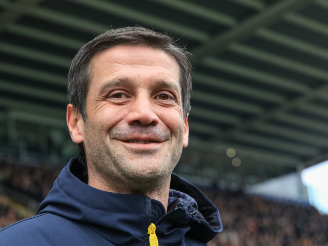 Curg laudele pentru Chisti Chivu în Italia: ”Parcă e de o viață la Parma!”