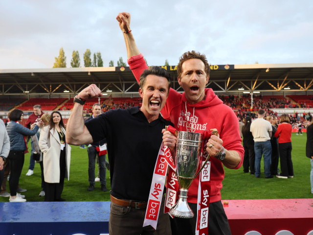 Poveste de Hollywood! Wrexham, echipa lui Ryan Reynolds, tocmai a promovat în Championship ...