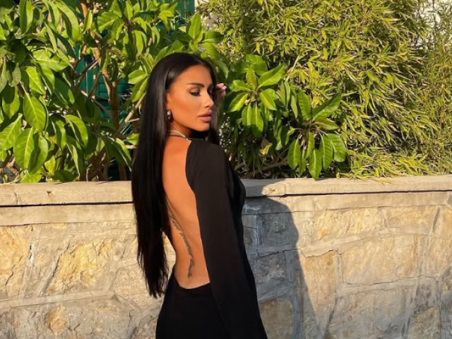 Dan Alexa a ”explodat”, după ce a văzut unde a fost pozată soția sa la ...