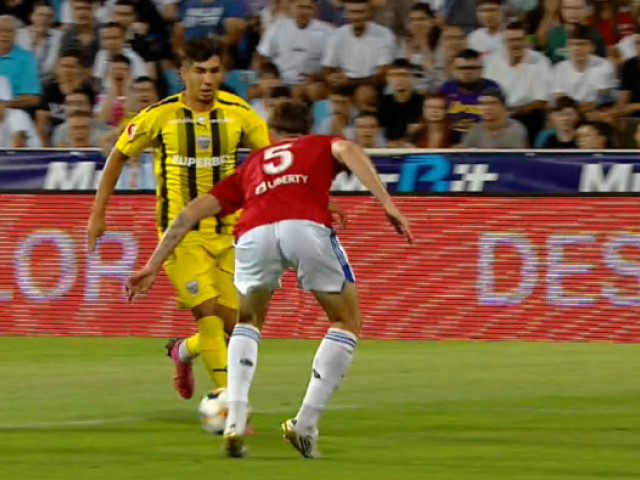 Video | Alex Musi a cerut penalty cu Oțelul. N-a primit nimic, după ...