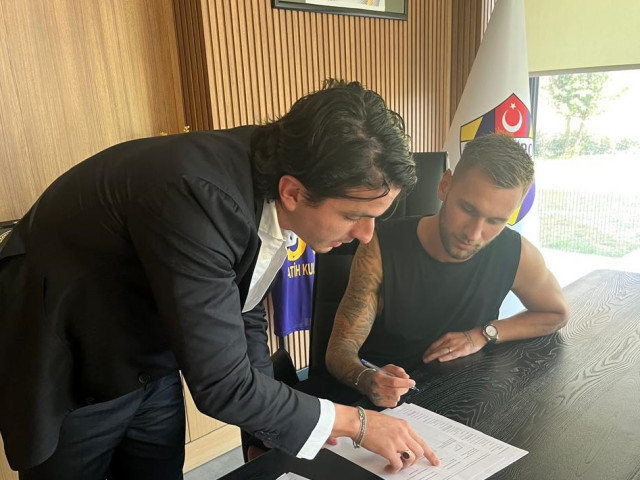 Denis Drăguș, primele declarații după transferul la Eyupspor! Atacantul ...