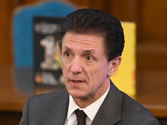 "Mai bine stă acasă". Reacția lui Gică Popescu după ce a aflat că PSV ...