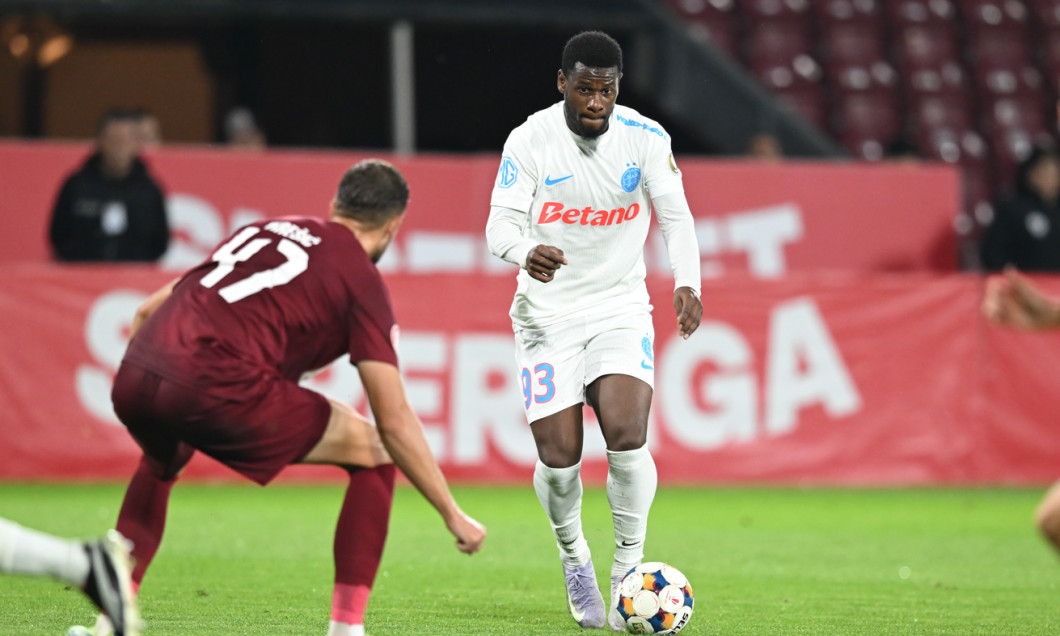 Exclusiv | Gigi Becali l-a schimbat la pauza meciului CFR - FCSB și s-a convins de Mamadou Thiam