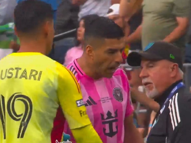 Decizia luată de Luis Suarez, după ce și-a scuipat un adversar în America