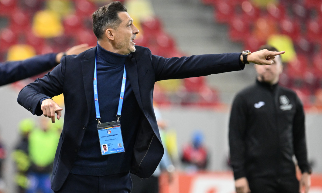 Video | Ultrașii de la FCSB nu l-au uitat pe Mirel Rădoi! Ce i-au scandat, după FCSB ...