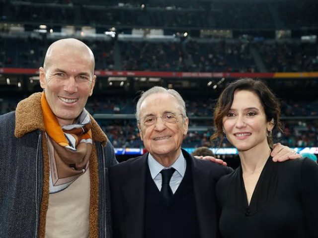 GALERIE FOTO: Zinedine Zidane, înapoi pe Santiago Bernabeu