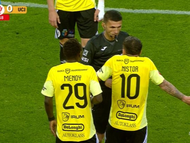 Video | Gest inconștient! Dan Nistor a fost iertat de roșu, în minutul ...