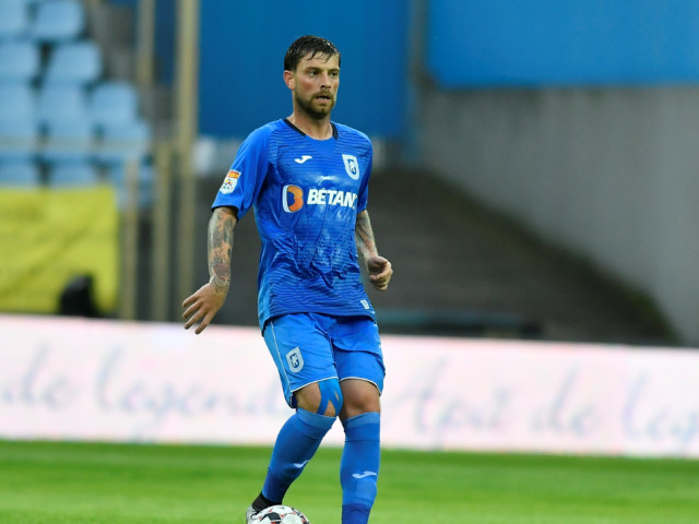 Universitatea Craiova a anunțat despărțirea de Uros Cosic! Fundașul ...