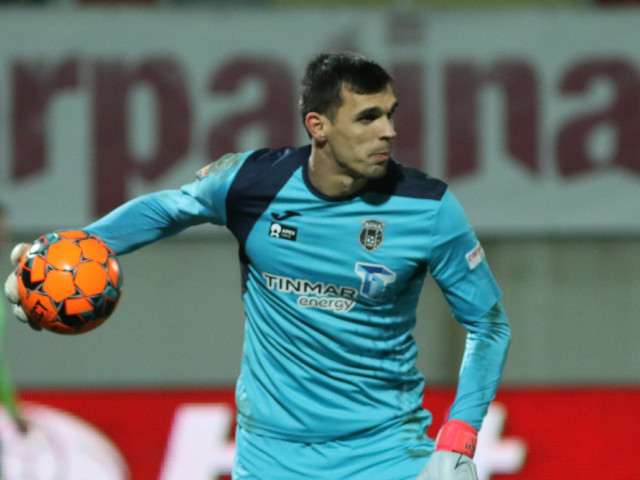 OFICIAL | David Lazar este noul portar al Universității Craiova! Pe ce ...