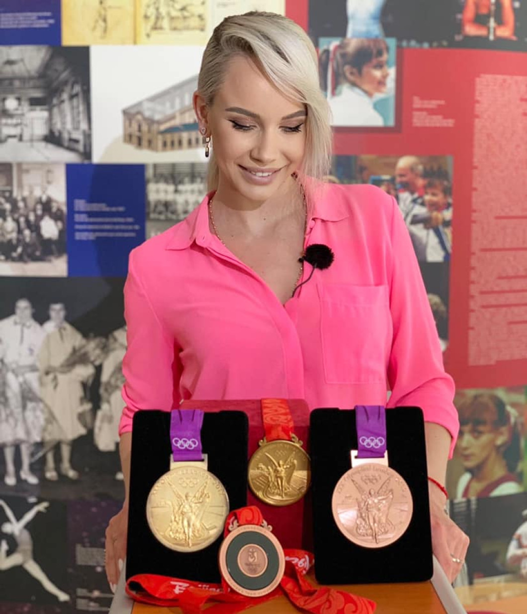 GALERIE FOTO: "Îmi este greu să vorbesc!" Sandra Izbașa și coșmarul ...