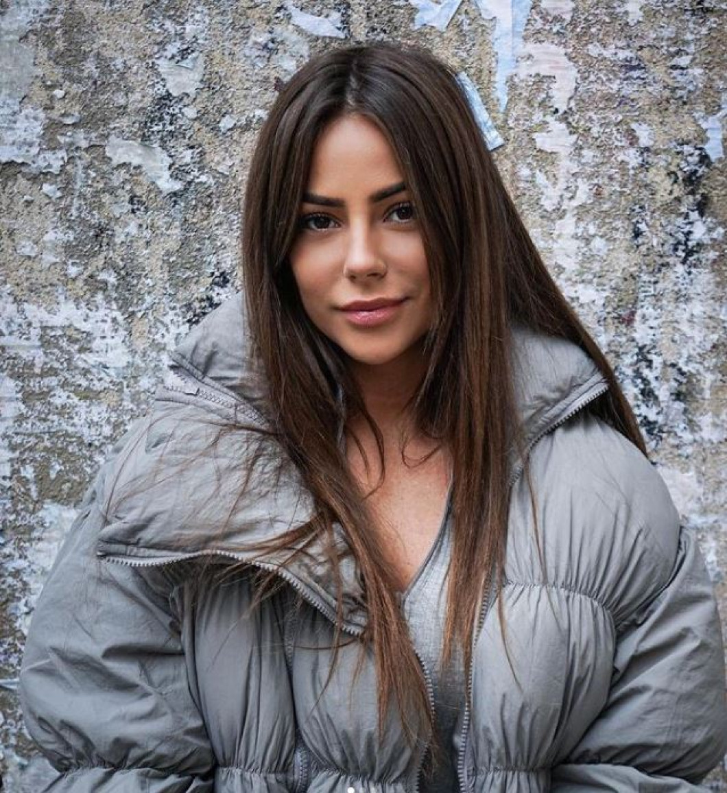 GALERIE FOTO: Adil Rami și-a găsit o nouă parteneră cunoscută după ...