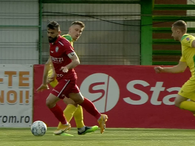 Video | Simularea zilei, oferită de Enriko Papa. Și-a făcut degeaba ...