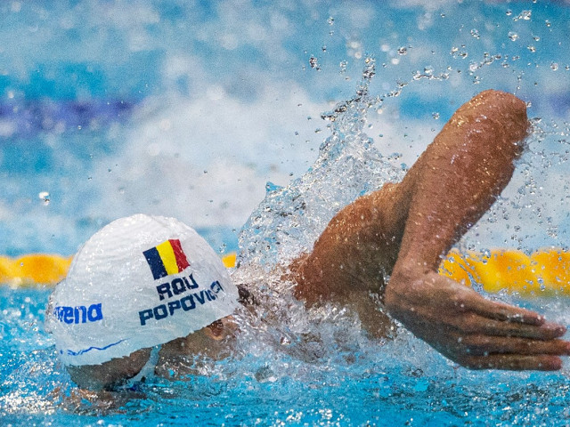 David Popovici continuă să impresioneze la Campionatul Național în bazin scurt. O nouă medalie ...