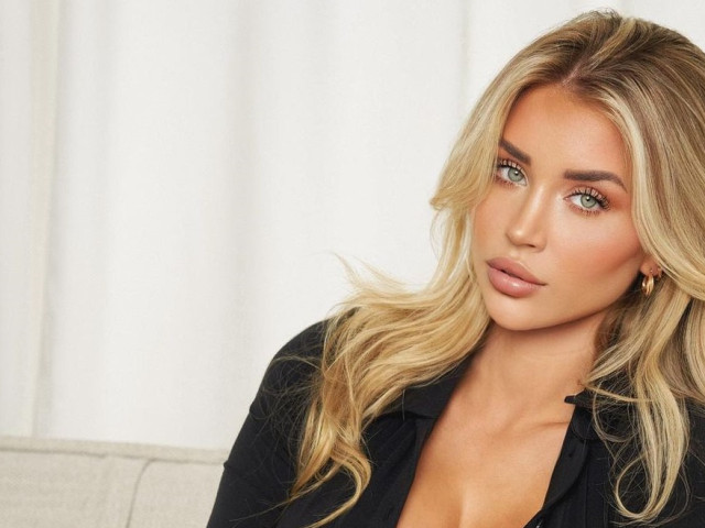 Mikayla Demaiter, cea mai cunoscută hocheistă din lume, a impresionat ...