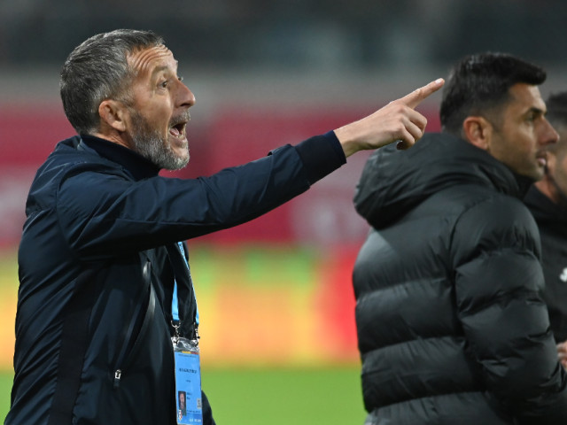 MM Stoica nu s-a putut abține când a văzut asistența de la meciul ...