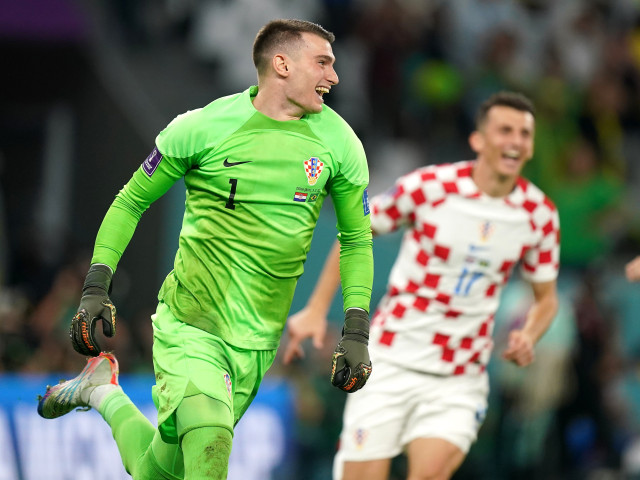 Clubul de top la care ar putea ajunge Dominik Livakovic, portarul care ...