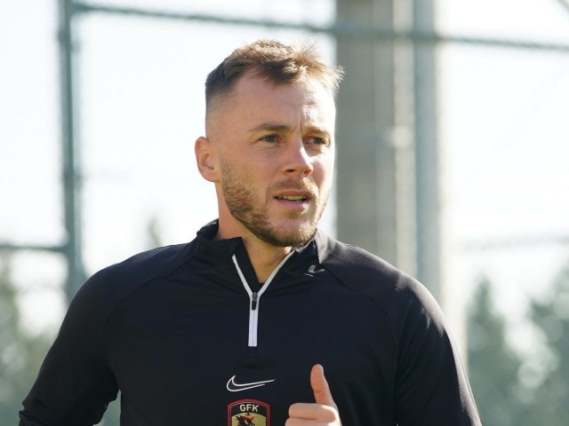 Video | ”Maxim nu merge ca titular la Beșiktaș”. O legendă a clubului ...