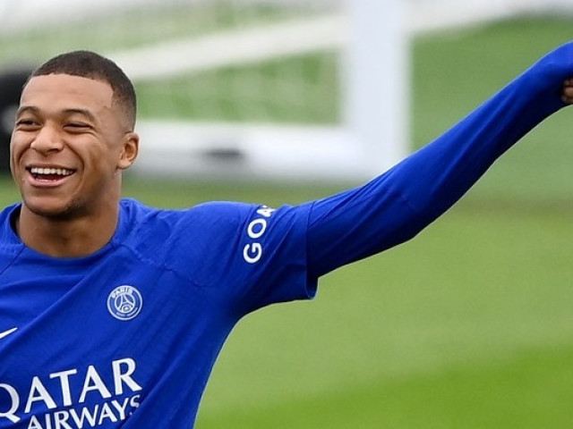 Ce a spus Kylian Mbappe, după ce i-a dat 5 goluri unui chef patiser și ...