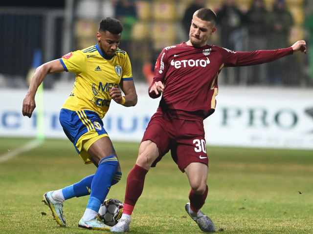 Dan Petrescu s-a săturat de accidentările lui Daniel Bîrligea: ”L-am ...