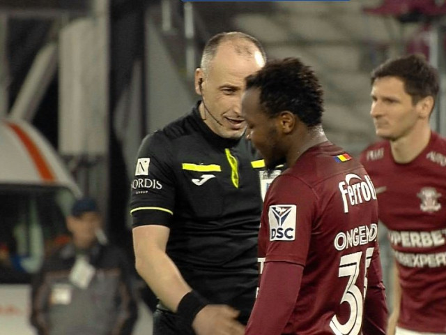 Adrian Mutu n-a mai rezistat: patru schimbări la pauză cu Hermannstadt ...