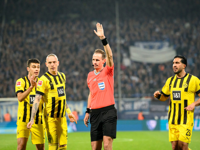 Un arbitru din Bundesliga a ieșit public și și-a recunoscut greșeala ...