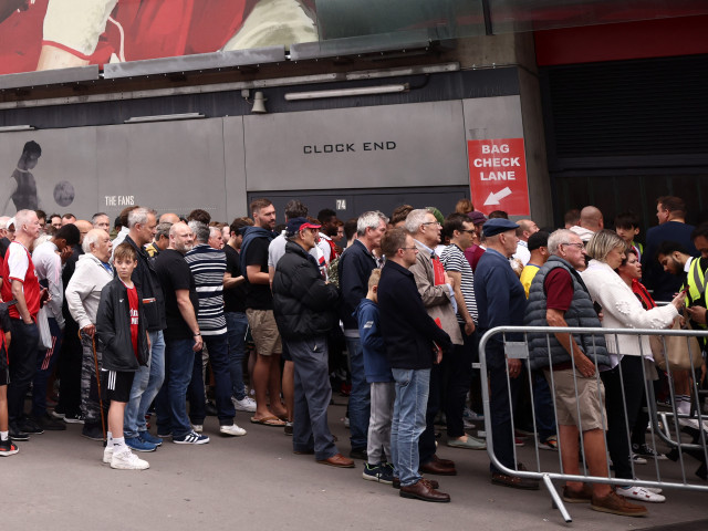 Clasamentul celor mai ieftine bilete din Premier League. Paradox la ...