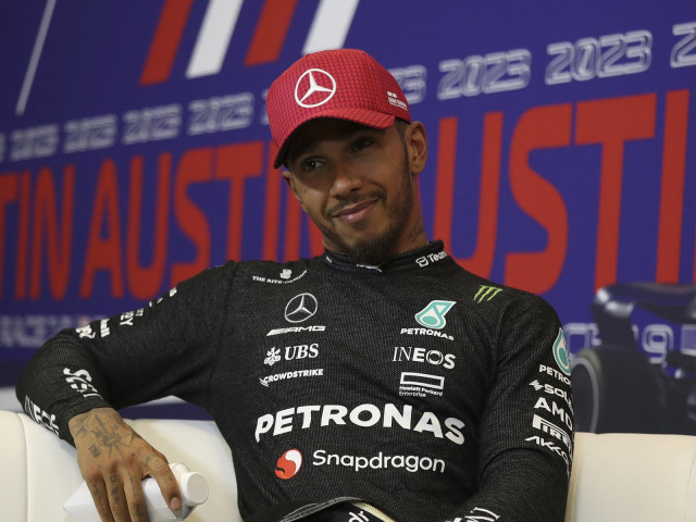 Lewis Hamilton a avut o solicitare nemaivăzută și a primit imediat ...