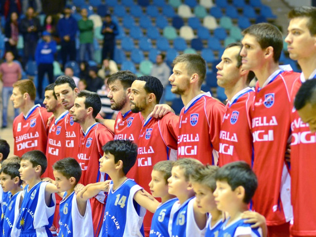 VIDEO CSM Oradea, debut în noul sezon de Eurochallenge ÎN DIRECT pe ...