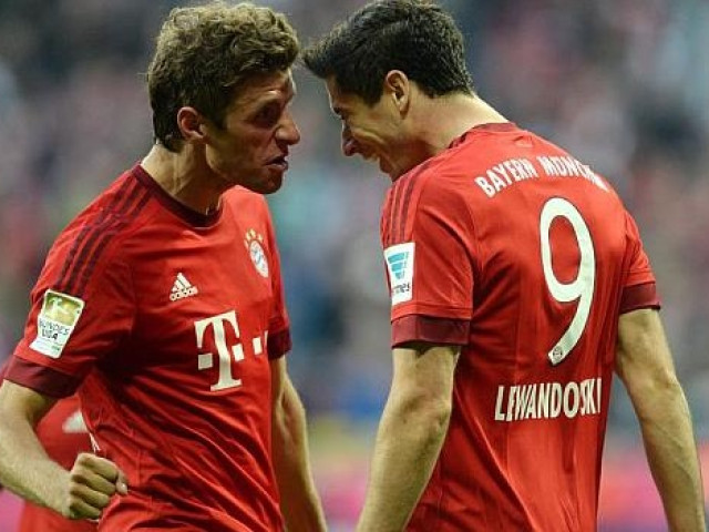 VIDEO Cine să-i oprească? Bayern-Borussia Dortmund 5-1! Lewa și Pep bat ...