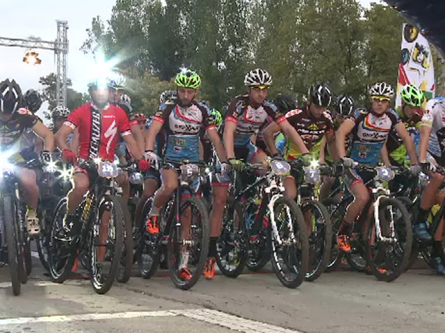 VIDEO Spectacol pe două roți în Parcul Tineretului, la Moon Time Bike