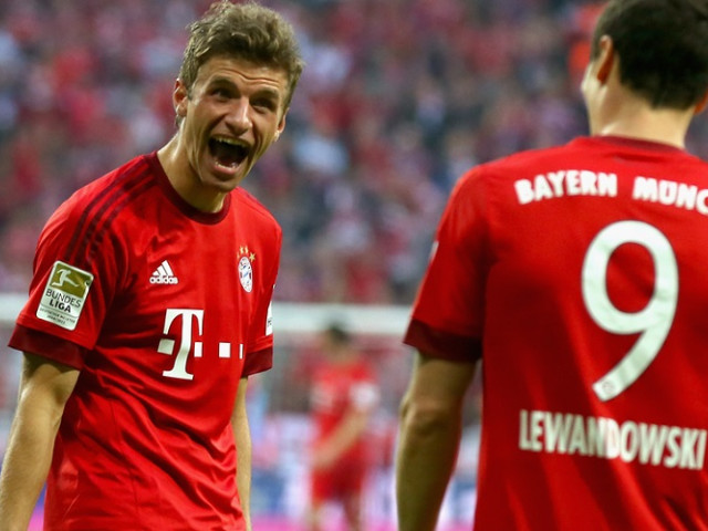 Thomas Muller a devenit cel mai tânăr fotbalist care a ajuns la 50 de ...