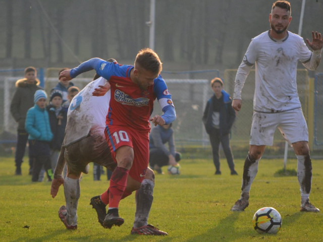 Aruncat în ”lada de gunoi”, Golofca luptă acum pentru a rămâne la FCSB ...