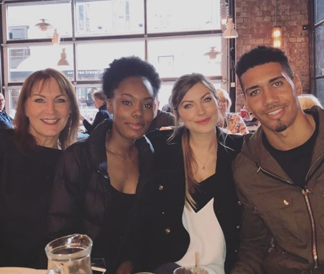 GALERIE FOTO: A lăsat cariera de fotomodel pentru o meserie în plină ...