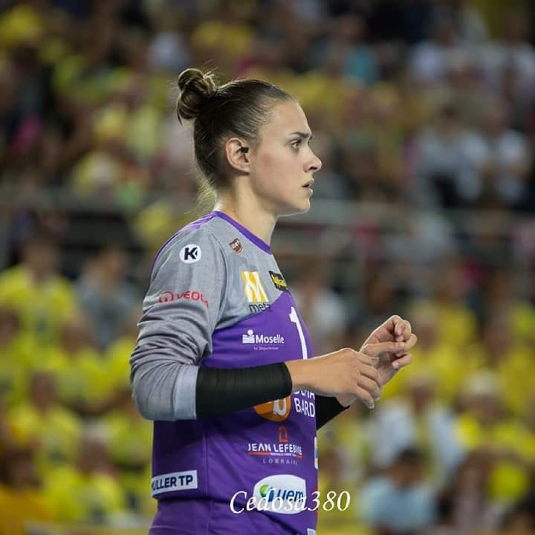 GALERIE FOTO: TOP 5 Cele mai frumoase handbaliste de la Campionatul ...