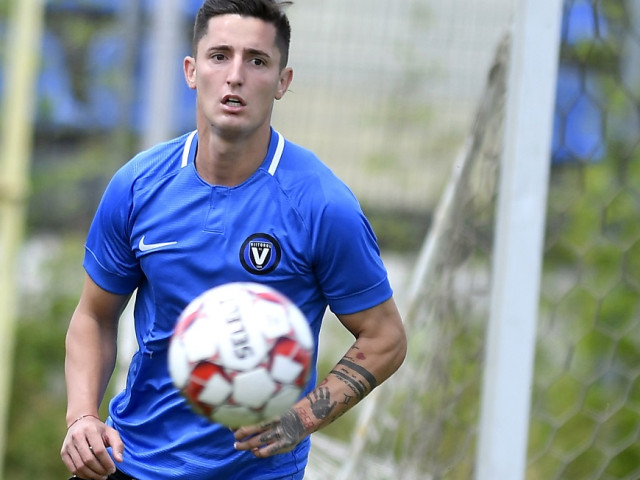 După ce a plecat de la Viitorul, Steliano Filip este la un pas de un ...