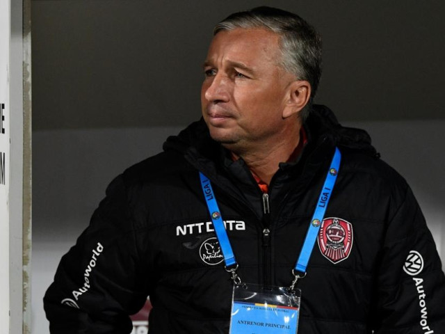 Foto | Unde a fost surprins Dan Petrescu, cu o zi înainte de meciul CFR ... Foto | Unde a fost surprins Dan Petrescu, cu o zi înainte de meciul CFR ...